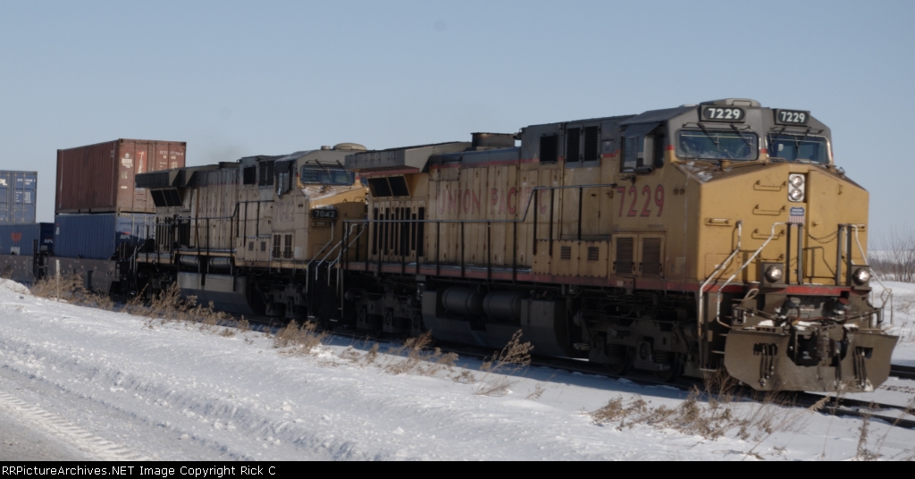 UP 7229 & UP 7042 # 2